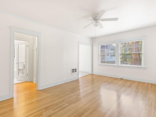 Presidential Court Apartments 1 Bedroom Apartment for Rent at 2210 Nw Everett St, Portland, OR 97210 Northwest District