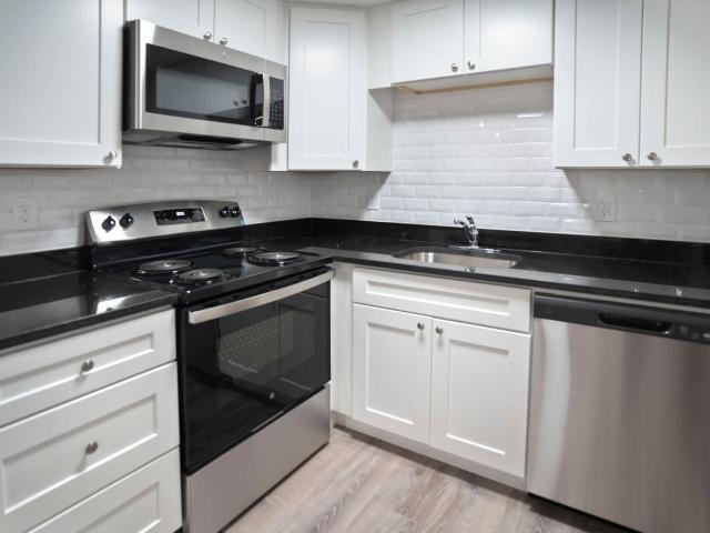 Presidential Estates 2 Bedroom Apartment for Rent at 1020 Southern Artery, Quincy, MA 02169 Quincy Point