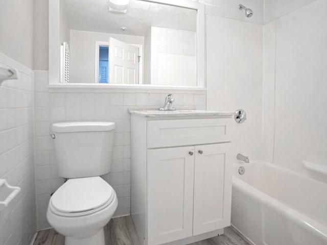 Presidential Estates 2 Bedroom Apartment for Rent at 1020 Southern Artery, Quincy, MA 02169 Quincy Point