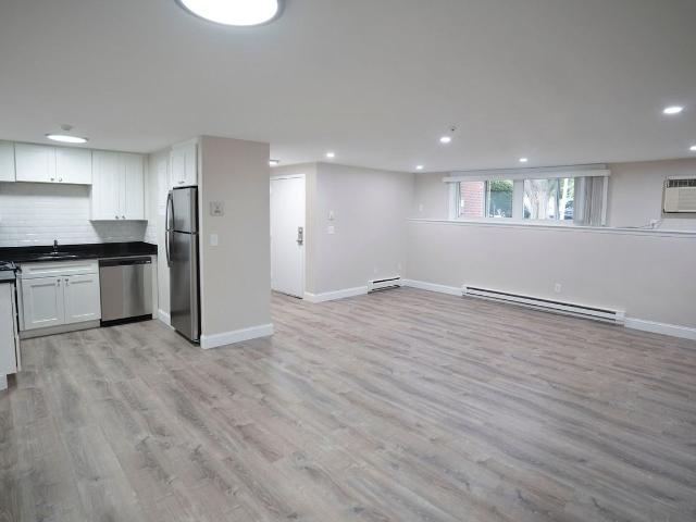 Presidential Estates 2 Bedroom Apartment for Rent at 1020 Southern Artery, Quincy, MA 02169 Quincy Point
