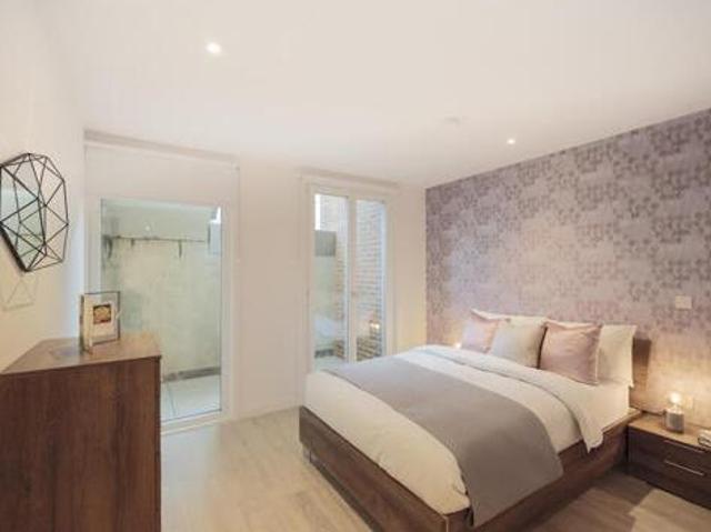 Pressing Lane, Hayes, 3 Bedroom Town
