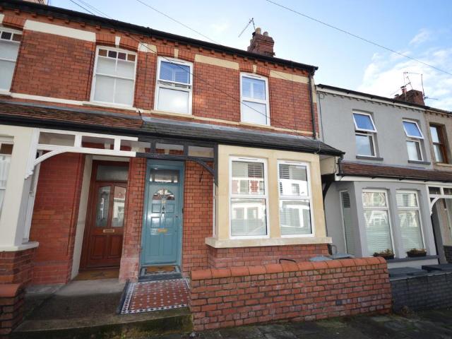 Preswylfa Street, Cardiff, CF5 4 bed terraced house to rent £2,050 pcm £473 pw