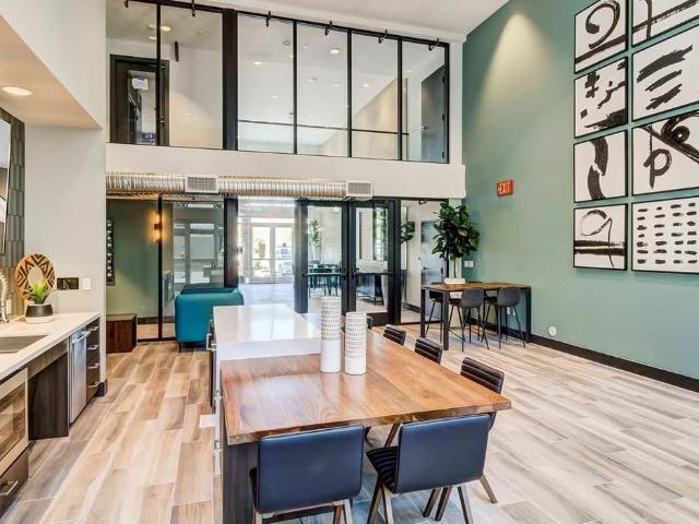 Preston at Biltmore 1 Bedroom Apartment for Rent at 2323 E Highland Ave, Phoenix, AZ 85016