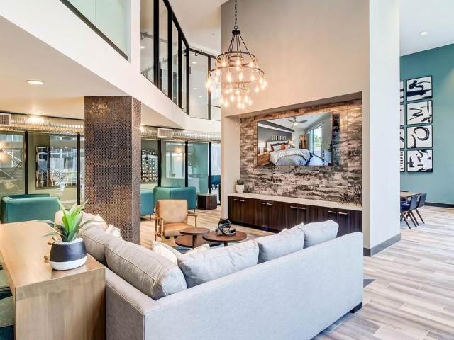 Preston at Biltmore 2 Bedroom Apartment for Rent at 2323 E Highland Ave, Phoenix, AZ 85016