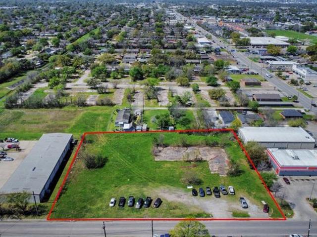 Preston Ave, Pasadena, TX 77503