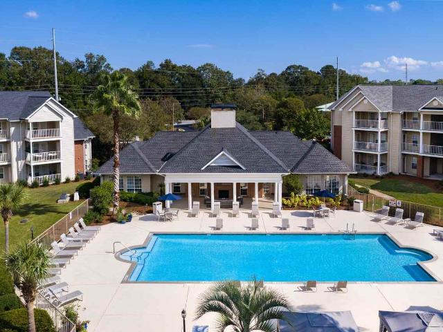 Preston Grove 2 Bedroom Apartment for Rent at 1825 Grove Point Rd, Savannah, GA 31419