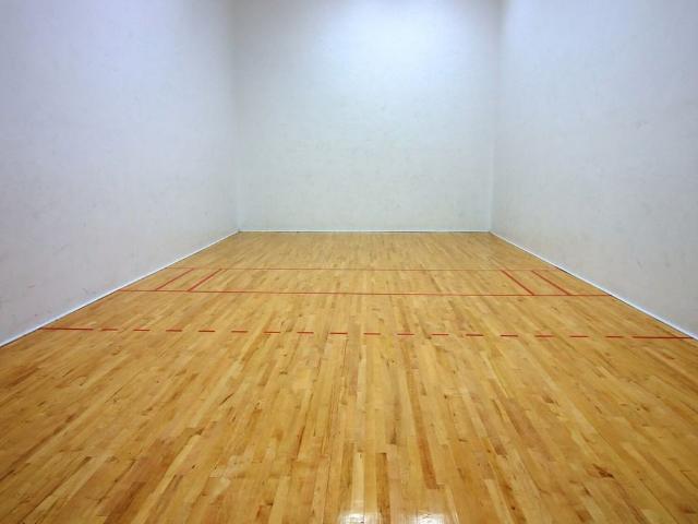 Preston Racquet Club Apartments 3 Bedroom Apartment for Rent at 5840 Spring Valley Rd, Dallas, TX 75254