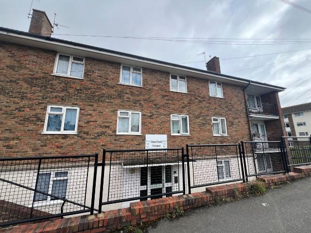 Preston Road, Bexhill On Sea TN39, 2 bed flat to rent, £950 pcm | PrimeLocation