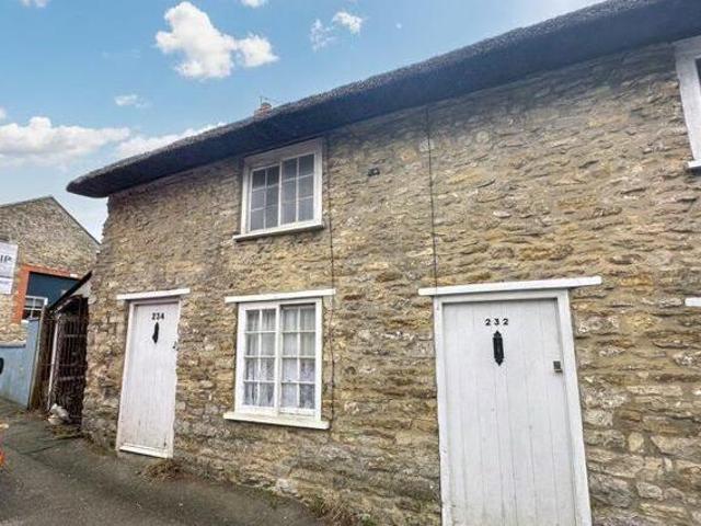 Preston Road, Preston, 2 Bedroom Semi detached