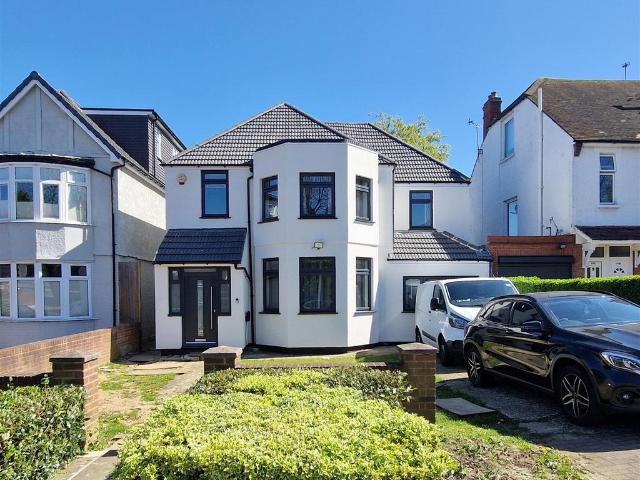 Preston Road, Wembley 2 bed apartment to rent £2,300 pcm £531 pw
