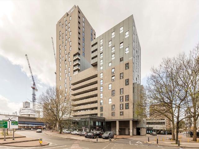 Prestons Road, Blackwall E14, 1 bed flat to rent, £1,750 pcm | PrimeLocation