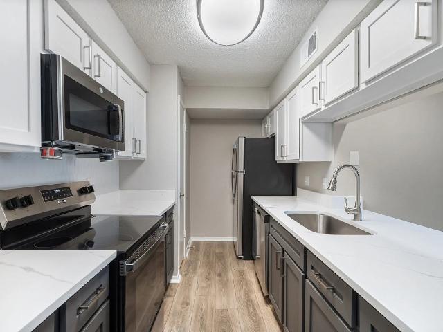 Prestonwood Apartments Homes 2 Bedroom Apartment for Rent at 333 Prestonwood Dr, Richardson, TX 75081