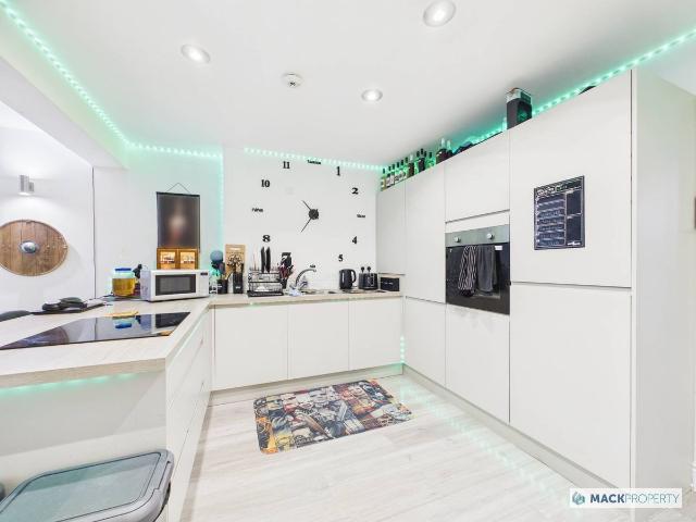 Prestbury Road, Cheltenham GL52, 2 bed flat to rent, £1,150 pcm | PrimeLocation