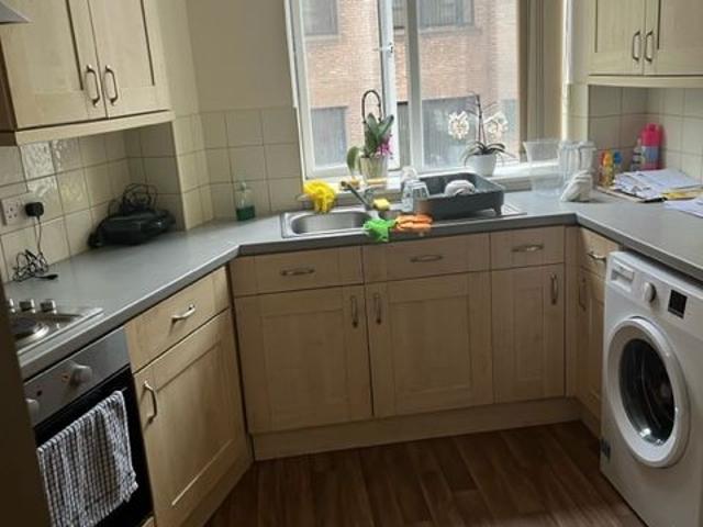 Prestige Court, Upper George St, Luton LU1, 1 bed flat to rent, £875 pcm | PrimeLocation