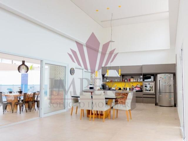 Prestigiosa casa de 380 m² à venda Pindamonhangaba, São Paulo