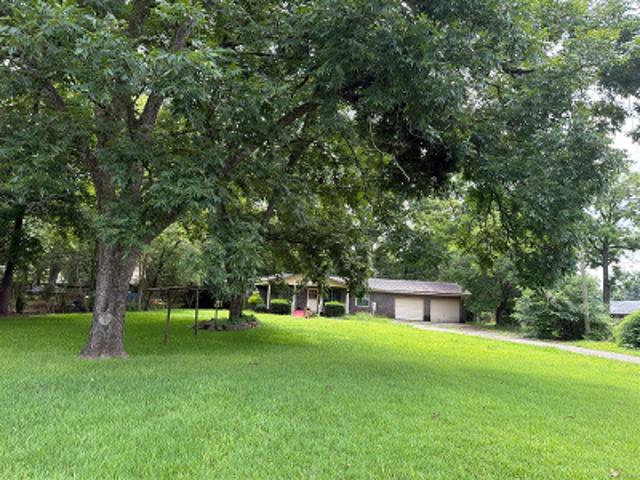 Pritchett St