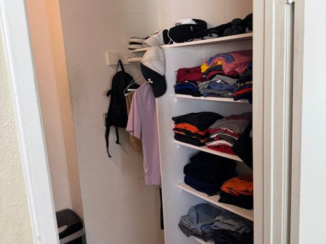 Private Master Bedroom for Rent in Hillcrest
