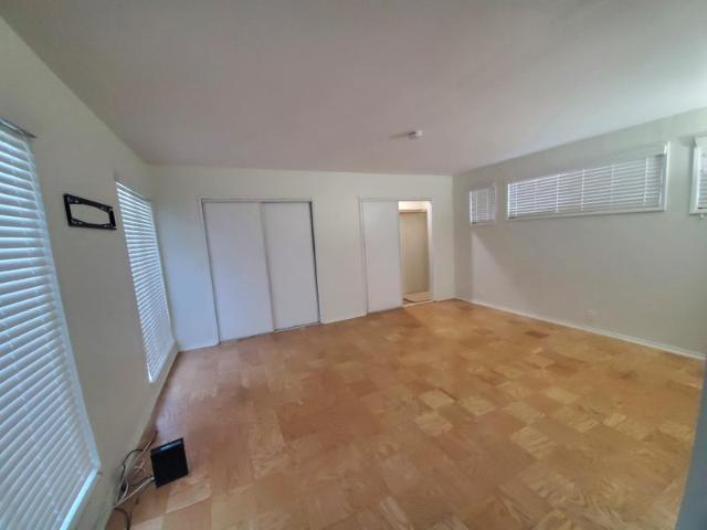 Private Master Bedroom in Southeast Torrance