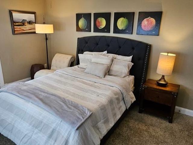 Private master BR and bathroom with exterior entr