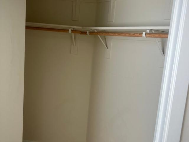 Private Master Suite w/full bath $1400