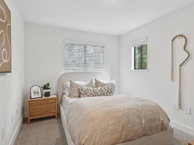 Private Mini Studio with Private Bath & Separate