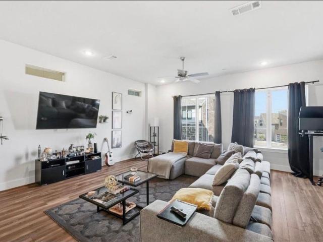 Private Modern Suite Near Medical City & Downtown