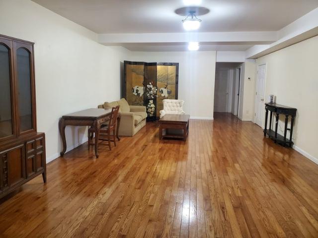 Private and Spacious Room for Rent