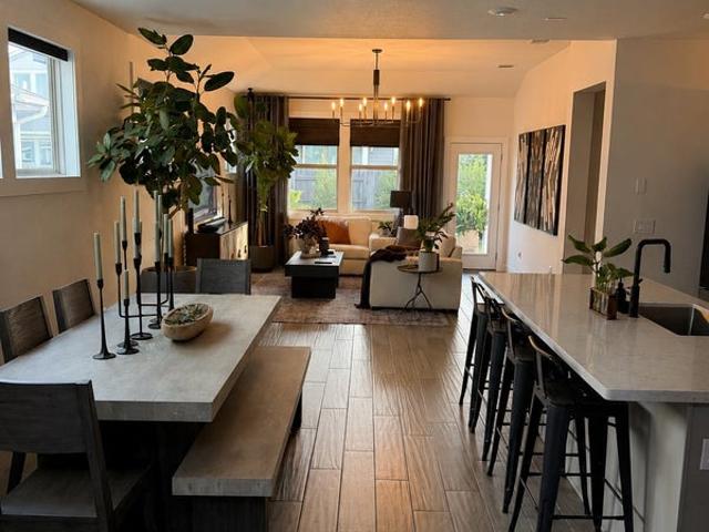 Private B&B Quick travel to ABIA, Tesla, DT