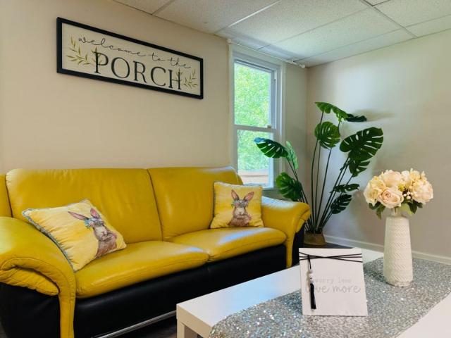 Private Basement Apartment in Wyntercreek