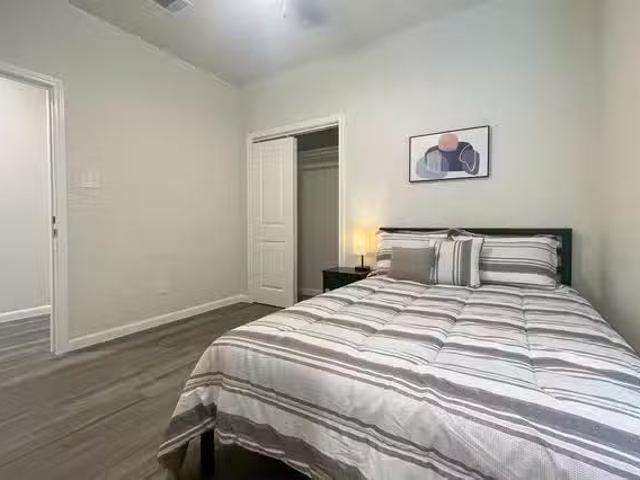 Private Bathroom & Shower in Every Room Newly Built Houston.