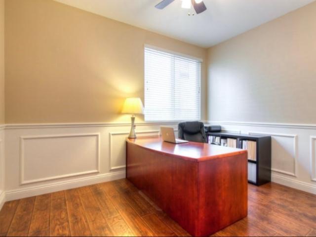 Private beautiful clean quiet room for rent in a s