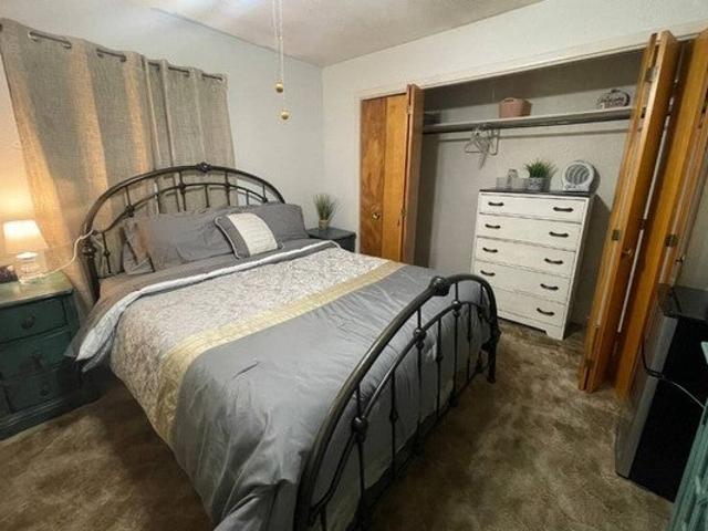 Private Bed & Bath in Beautiful Apartment
