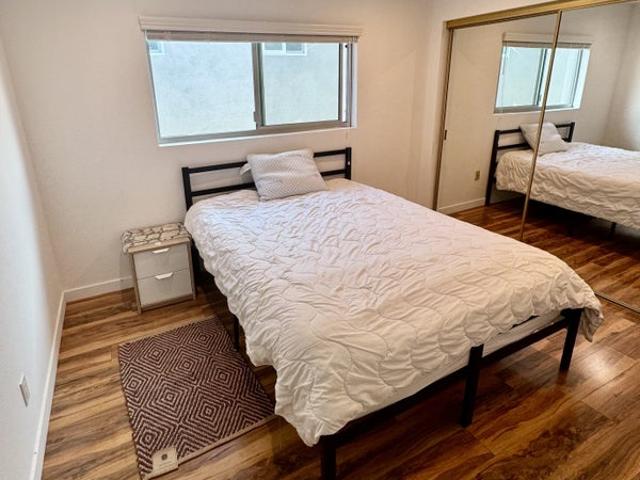 Private bed & bath Valley Glen/Sherman Oaks
