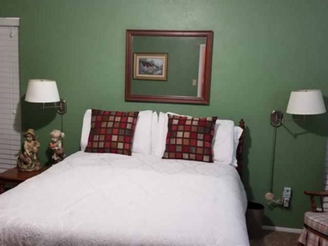 Private bed/bath