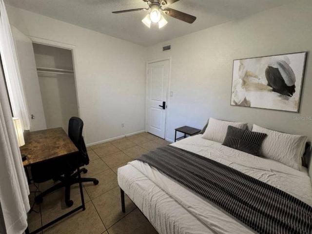 Private bedroom