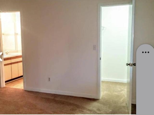 Private Bedroom and Bath for Female