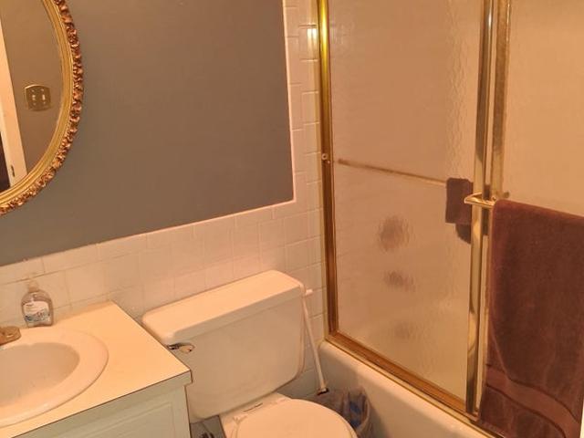 Private bedroom and bathroom for short term rental