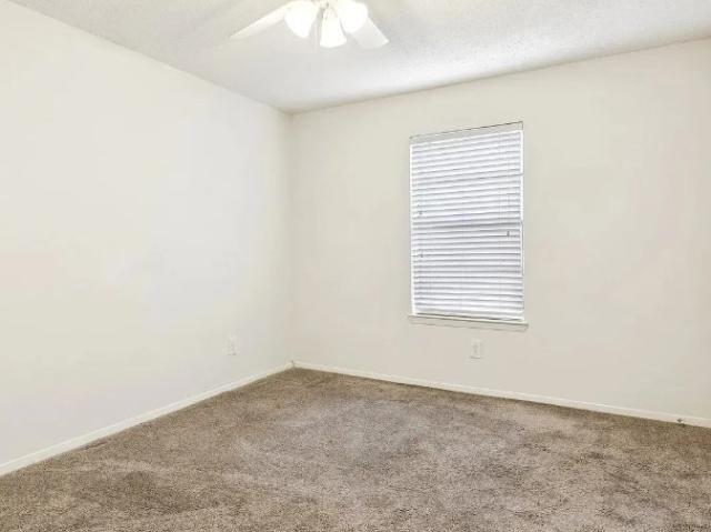 Private bedroom available