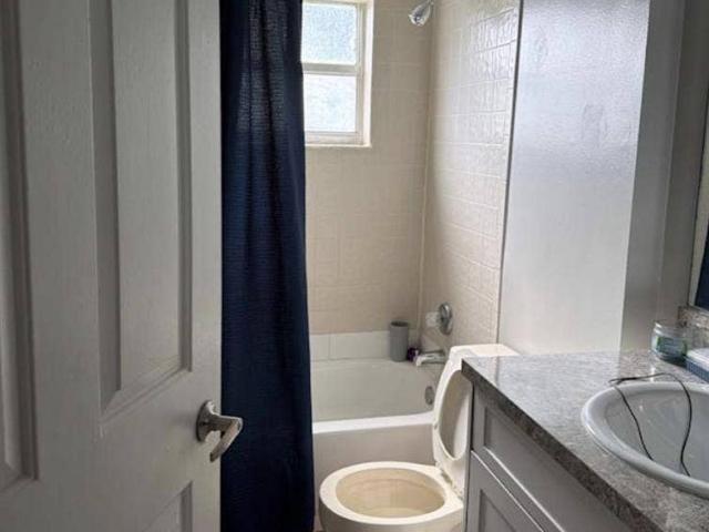 Private bedroom / bath