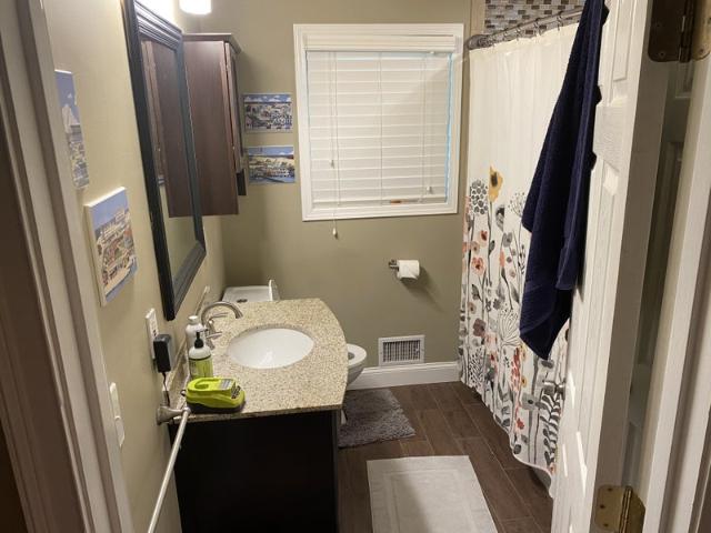 Private Bedroom + Bath in Full House