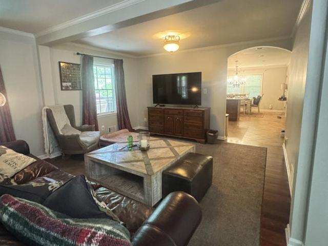 Private Bedroom & Bathroom – Historic Norcross