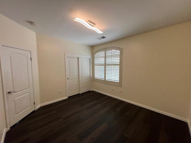 Private Bedroom for Rent in NW Bakersfield