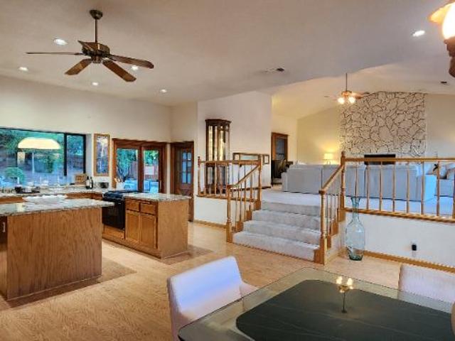 Private Bedroom for Rent in Peaceful El Dorado Hi