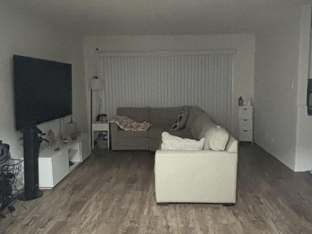 Private Bedroom for Rent in Prime Century CityArea
