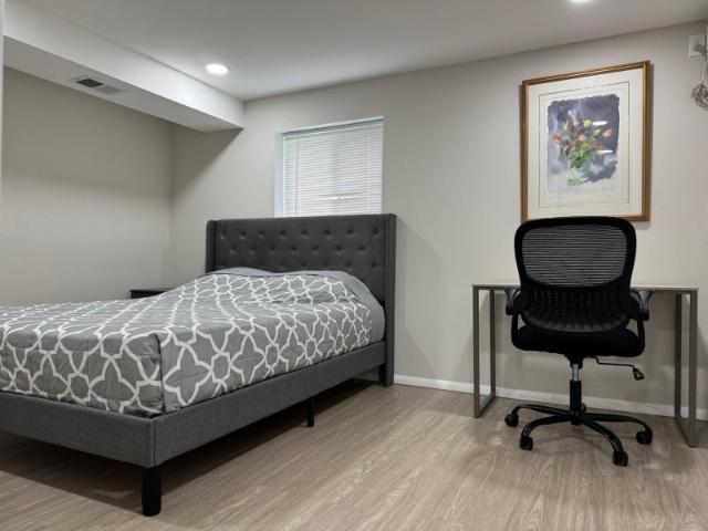 Private Bedroom for rent @ Springfield VA 22150