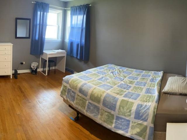 Private Bedroom in 3BR shared HOme