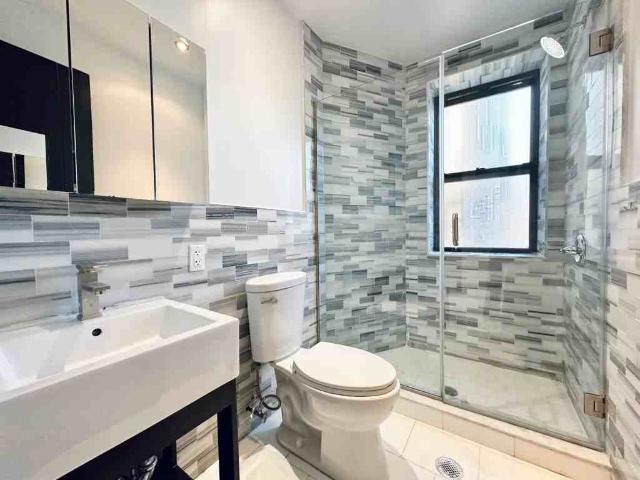 Private Bedroom in 4 Bedroom/2 Bathroom Home 4 Bedroom Apartment for Rent at 964 Amsterdam Ave, New York, NY 10025 Upper West Side