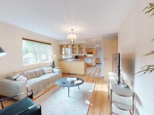 Private Bedroom in Bright and Airy Greenwood Home With Beautiful Backyard