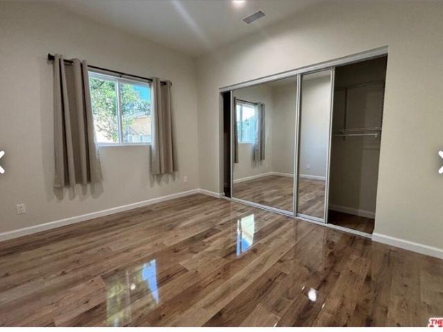 Private Bedroom in Burbank House