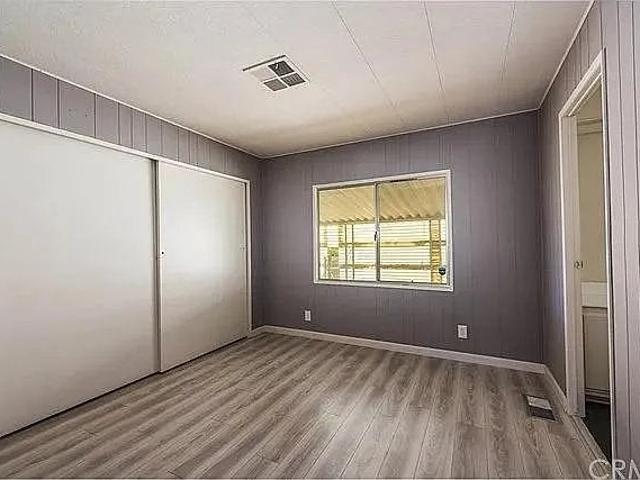 Private Bedroom In Nice 3 BR Home